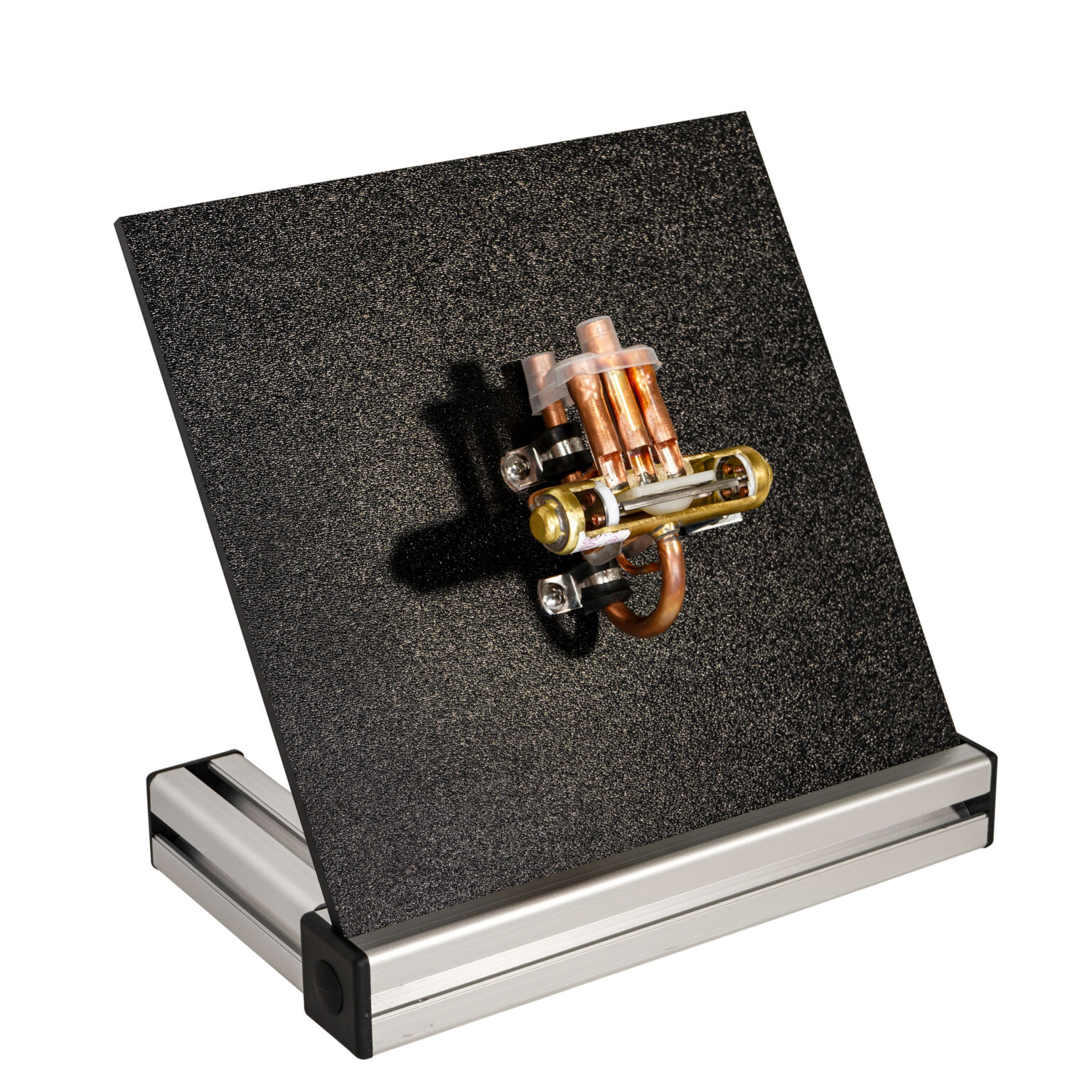 Visual Learning in HVAC/R Education with Cutaways